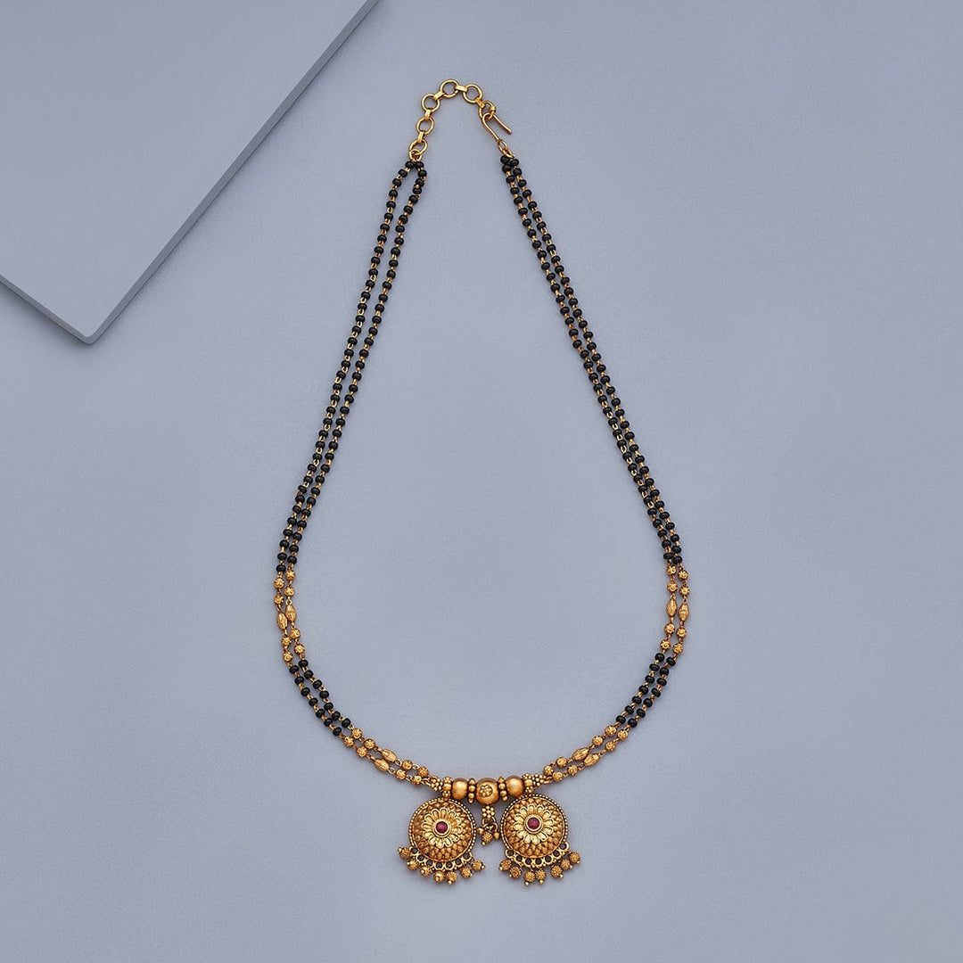 Ganthan Designs | Latest Gold Ganthan & Long Chain Styles