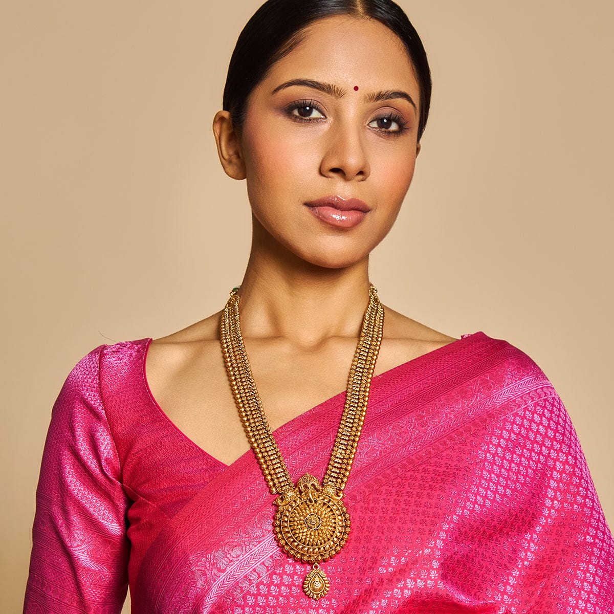 Antique Necklace 173900