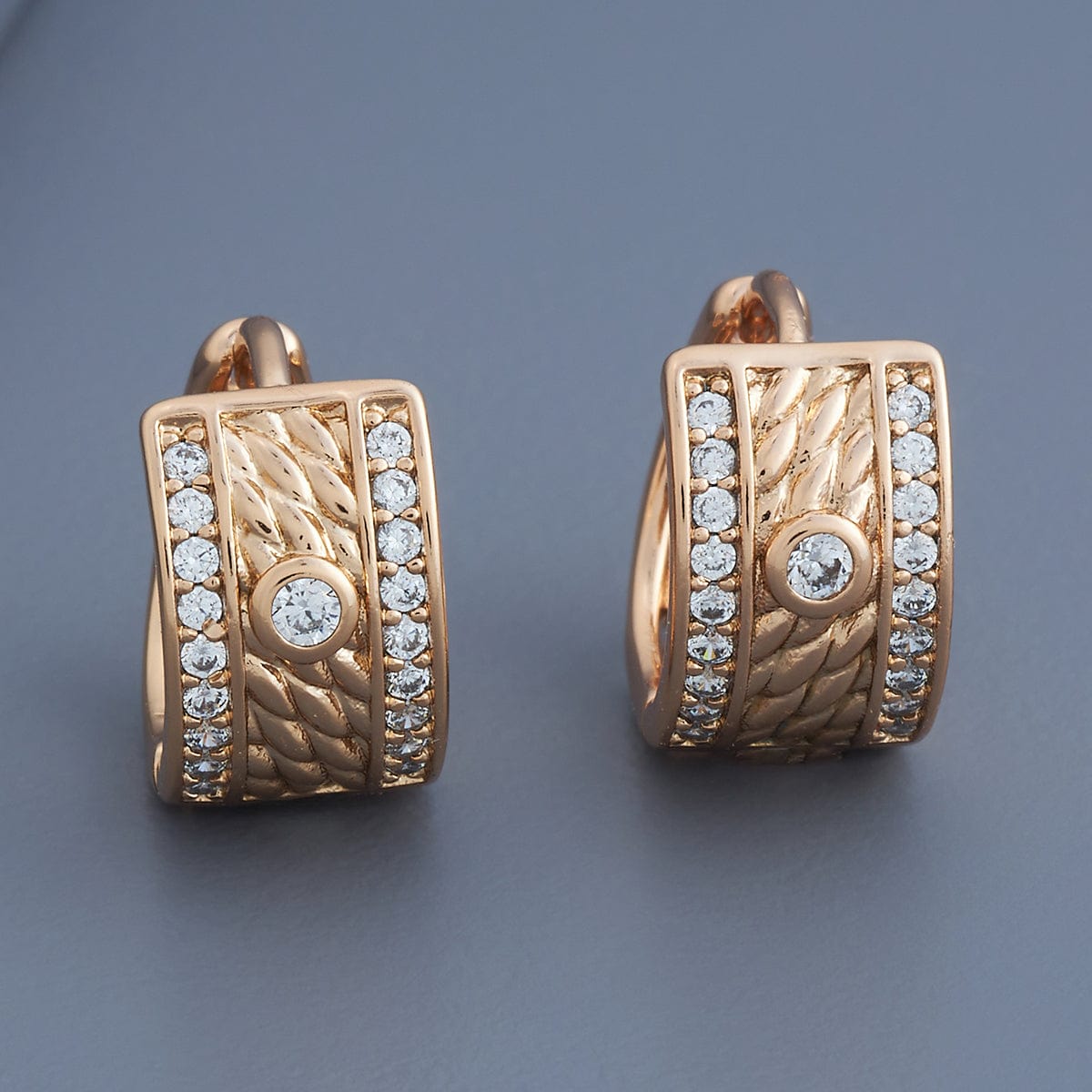 Trendy Earring 179647