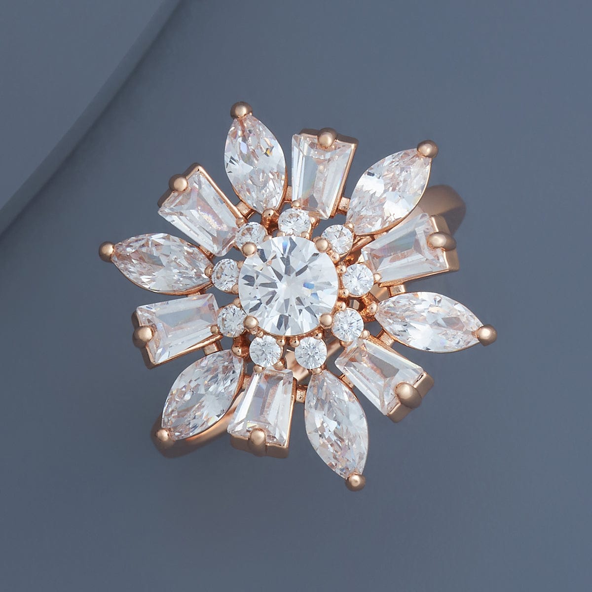 Trendy Finger Ring 180098