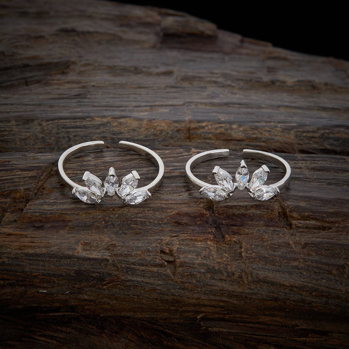 Modern Metti Designs – Discover Elegant Metti Jewellery (மெட்டி)